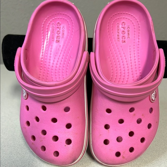 CROCS | Shoes | Crocs Pink Sandals Vibrant Comfort | Poshmark